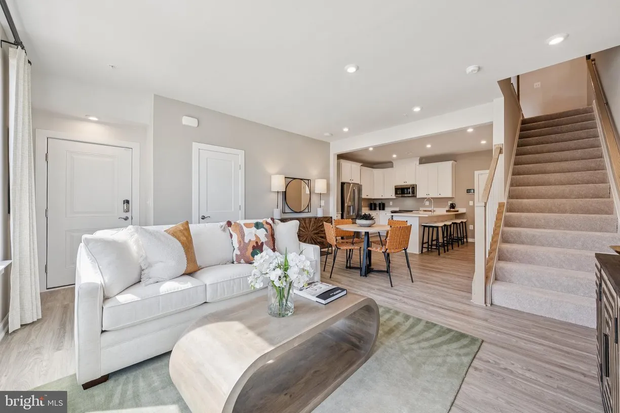 14128 Slate St, WOODBRIDGE, VA 22193 Property for sale