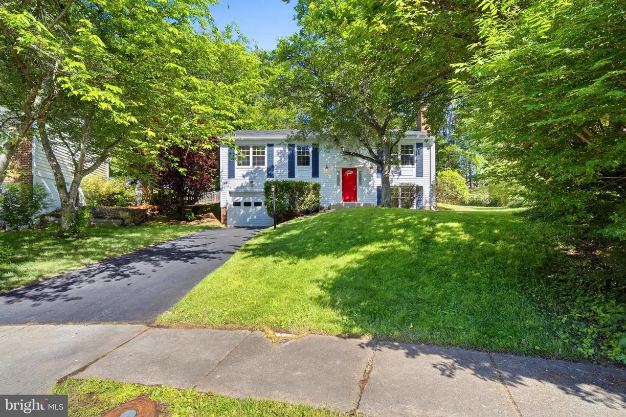 11989 Point Longstreet Way, WOODBRIDGE, VA 22192 Property for sale