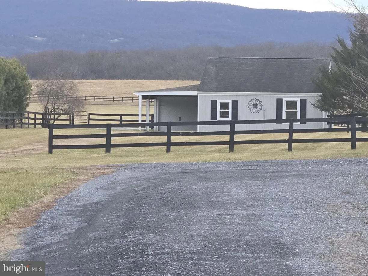 422 Milldale Valley Dr, FRONT ROYAL, VA 22630 Property for sale