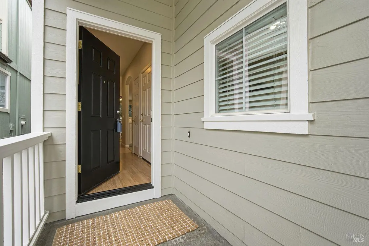 384 Mark West Commons Circle, Santa Rosa, CA 95403 Property for sale