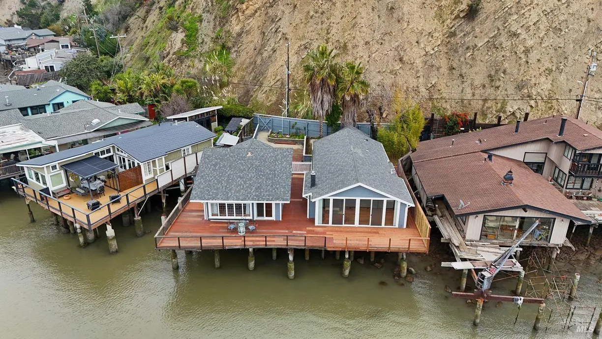 34 SANDY BEACH Road, Vallejo, CA 94590 Property for sale