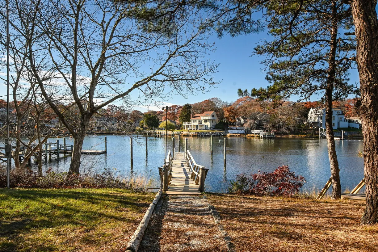 5 Rivers View, Waquoit, MA 02536 Property for sale