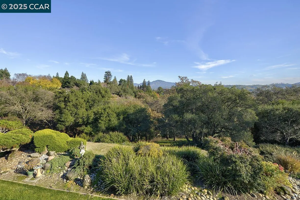 1429 Skycrest Dr #5, WALNUT CREEK, CA 94595 Property for sale