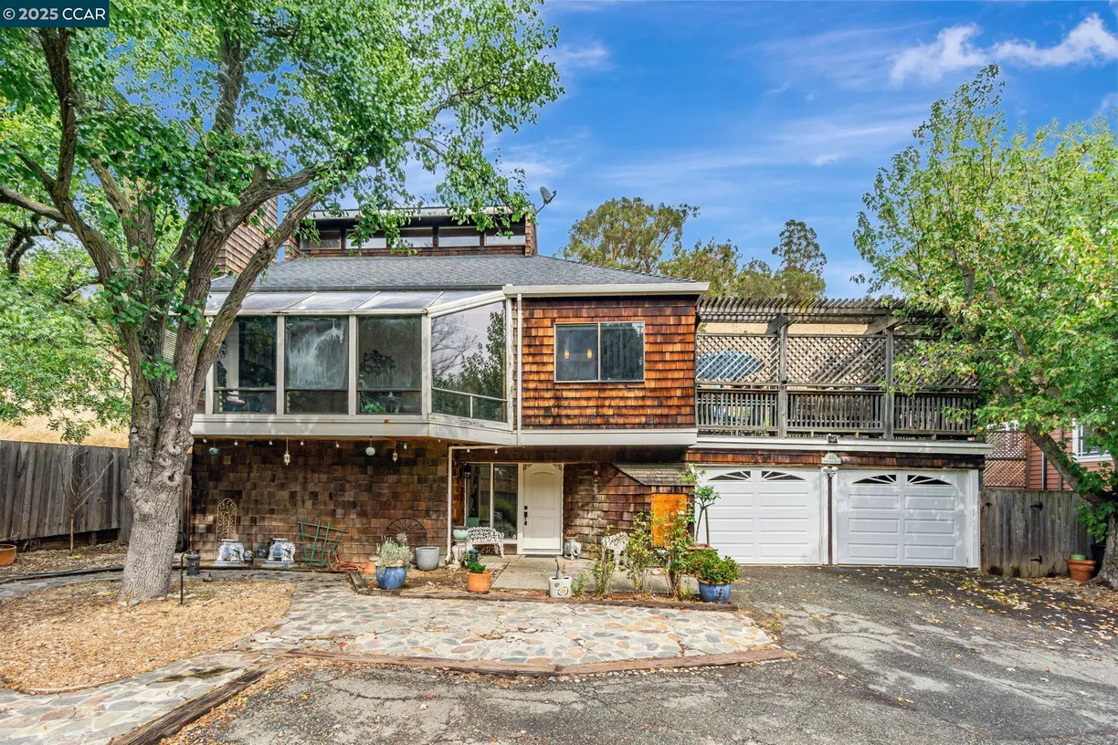 Canyon Lake Dr, Port Costa, CA 94569 Property for sale