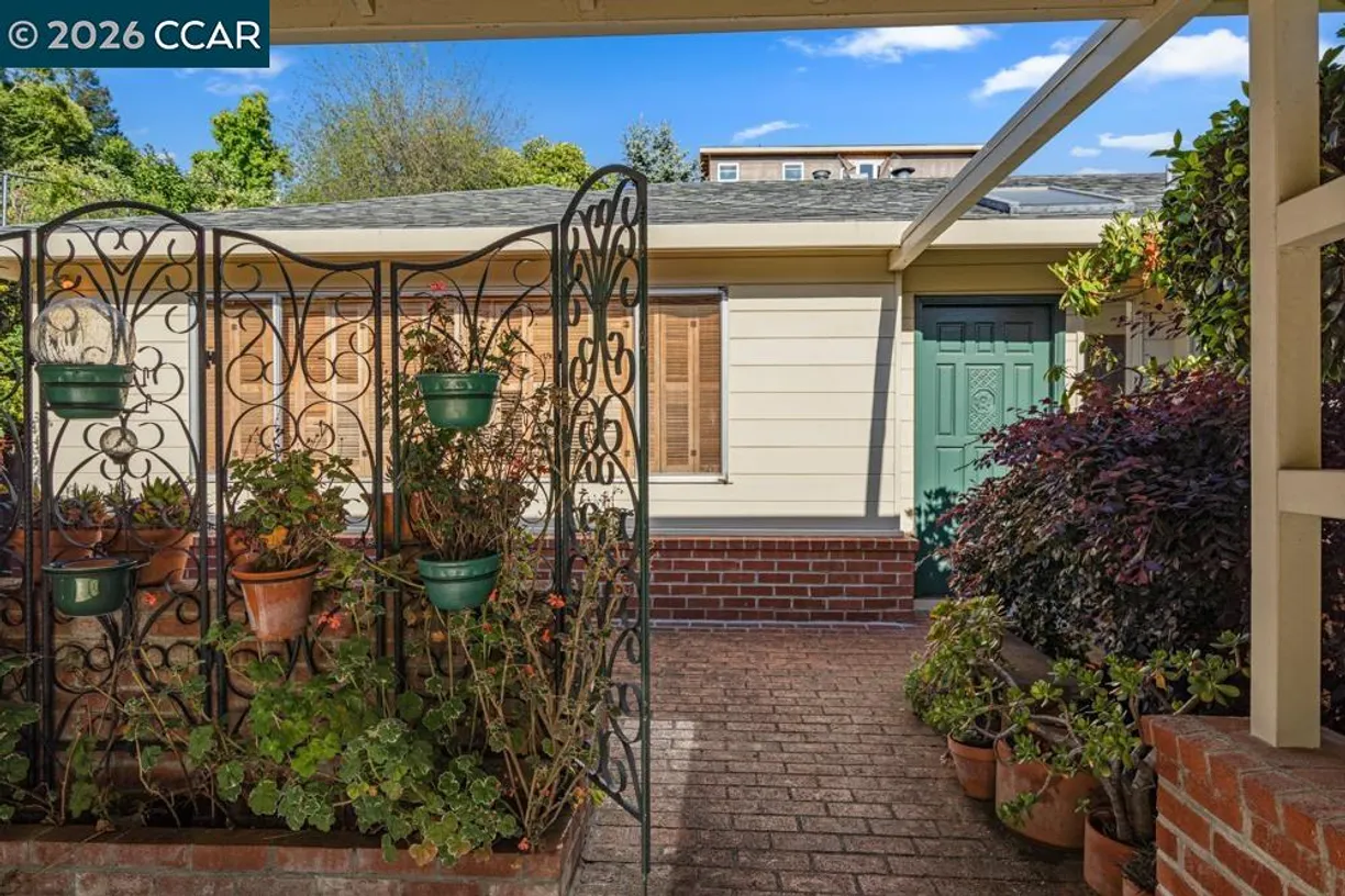 Madison Ave, Castro Valley, CA 94546 Property for sale