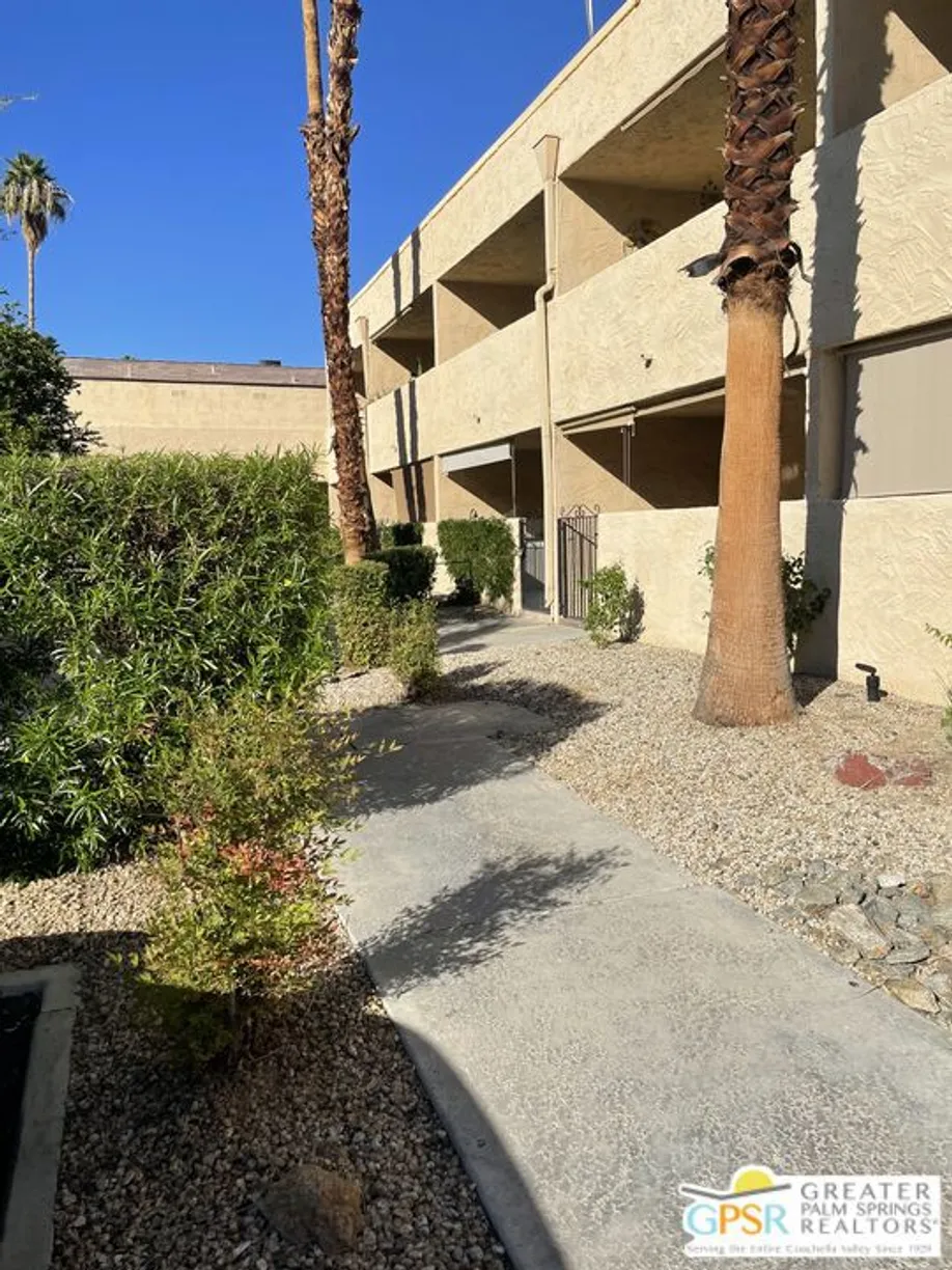 Waverly Drive #N5108, Palm Springs, CA 92264 Property for sale