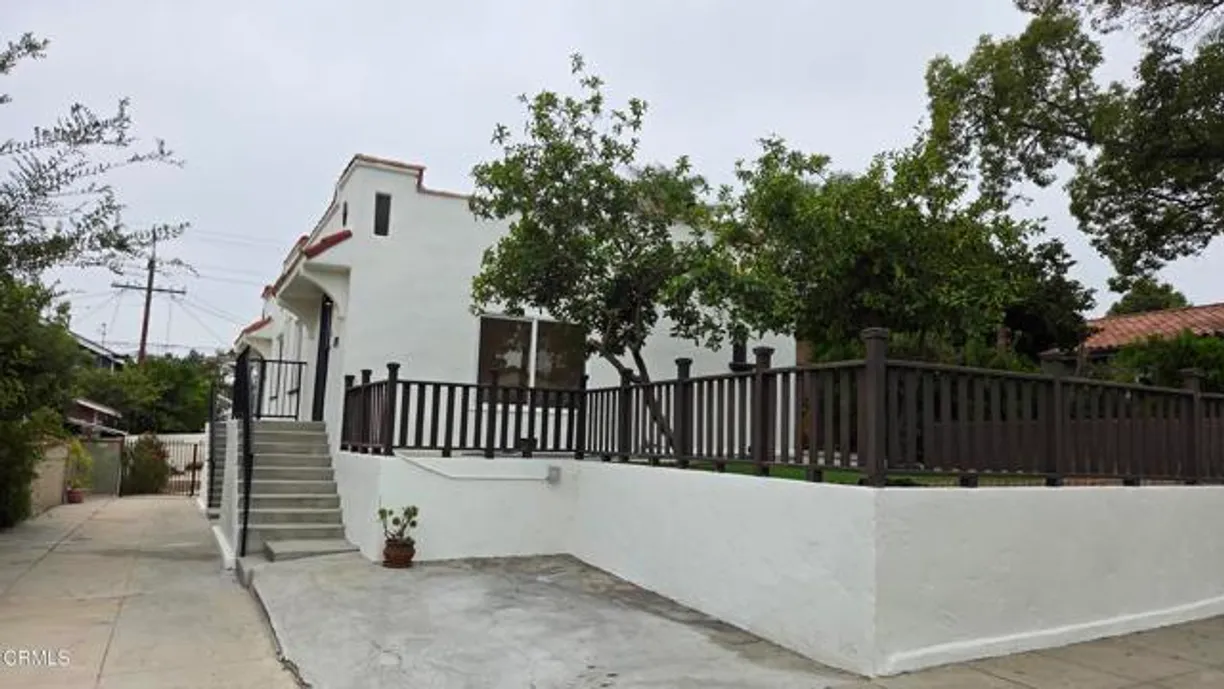 Larga Avenue, Los Angeles, CA 90039 Property for rent