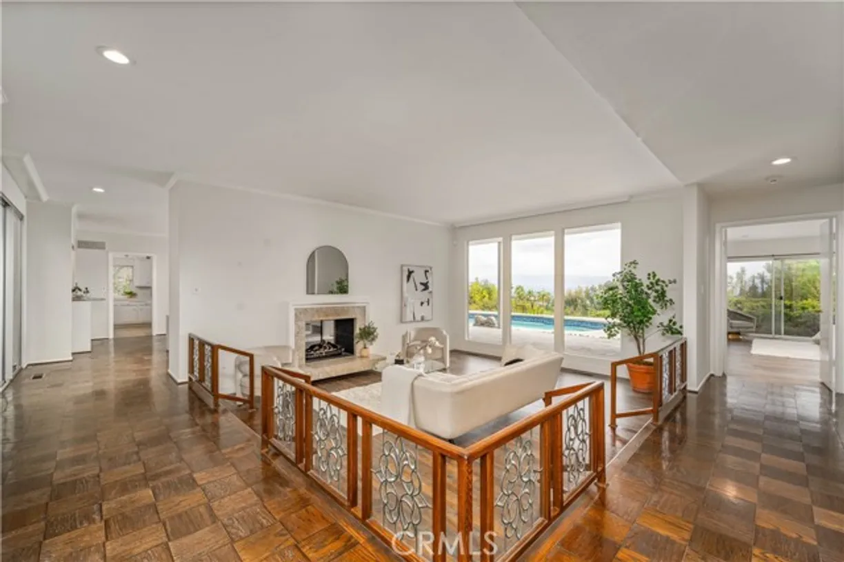 Adele Drive, Woodland Hills (los Angeles), CA 91364 Property for sale