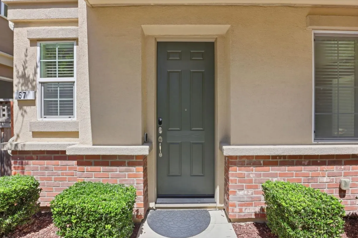 Regency Place, Hayward, CA 94544 Property for sale