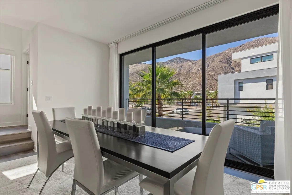 906 Cameron Center, Palm Springs, CA 92264 Property for sale
