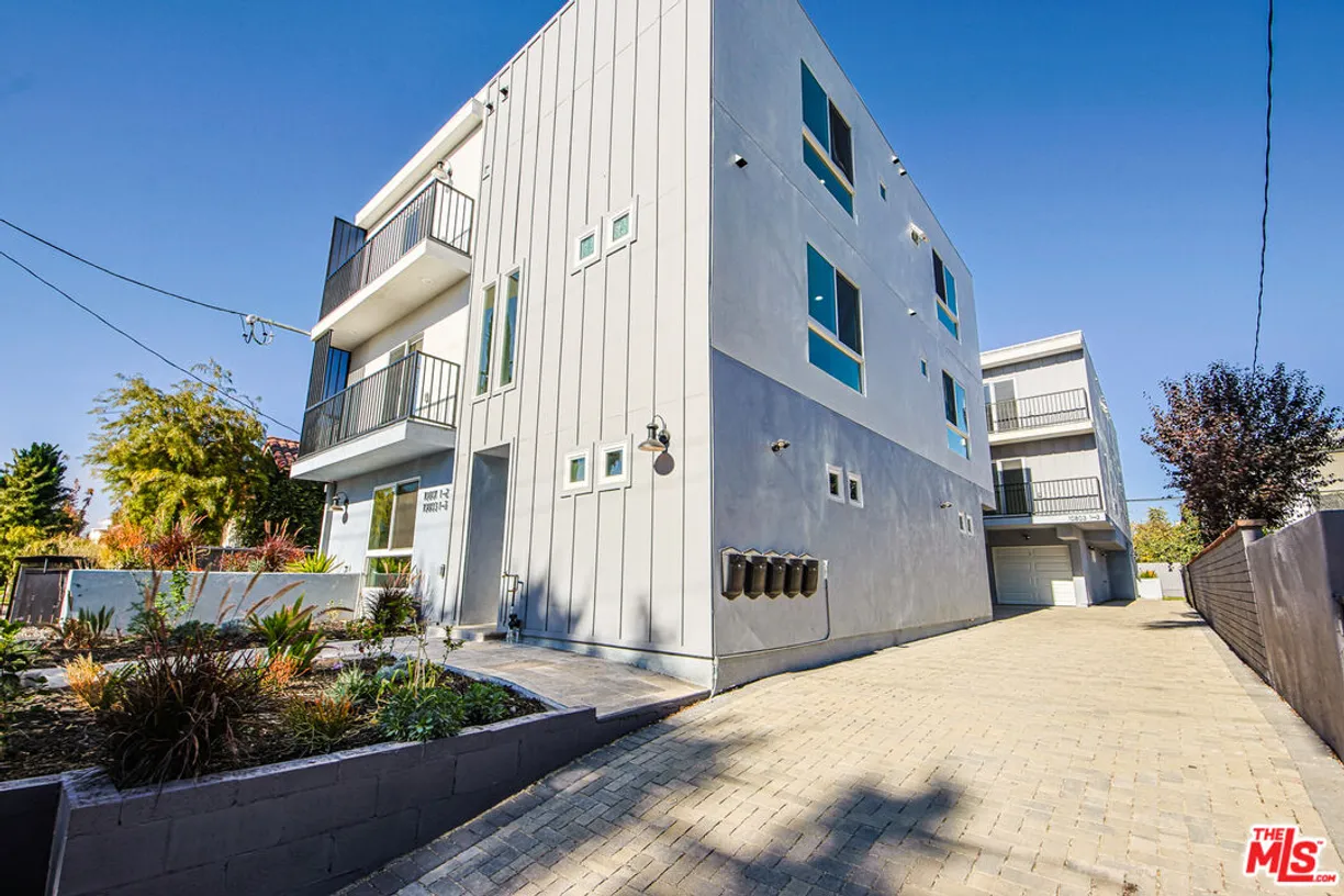 10803 Kling, Toluca Lake, CA 91602 Property for rent