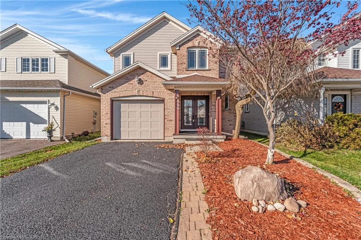 664 Brandenburg, Waterloo Property for sale