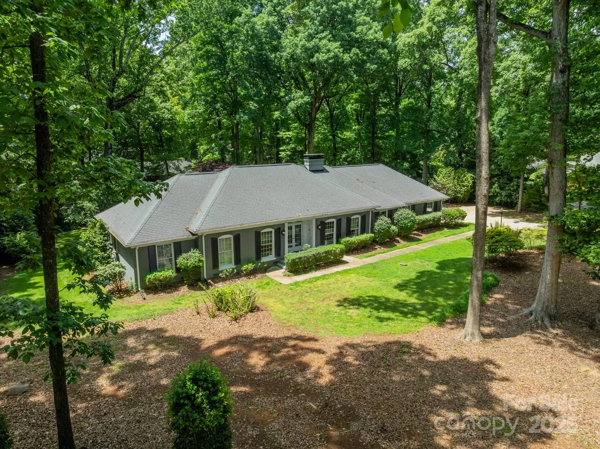 532 Courtney Lane, Matthews, NC 28105 Property for sale