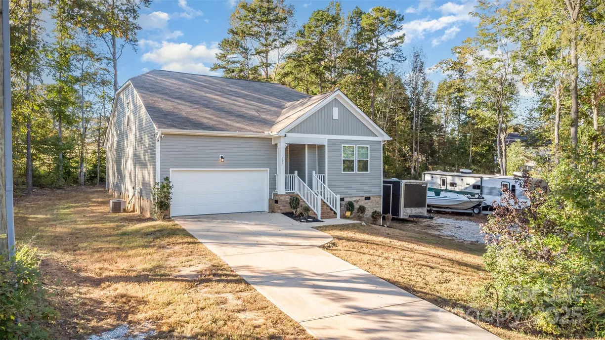 123 Pleasant Creek Drive, Cleveland, NC 27013 Property for sale