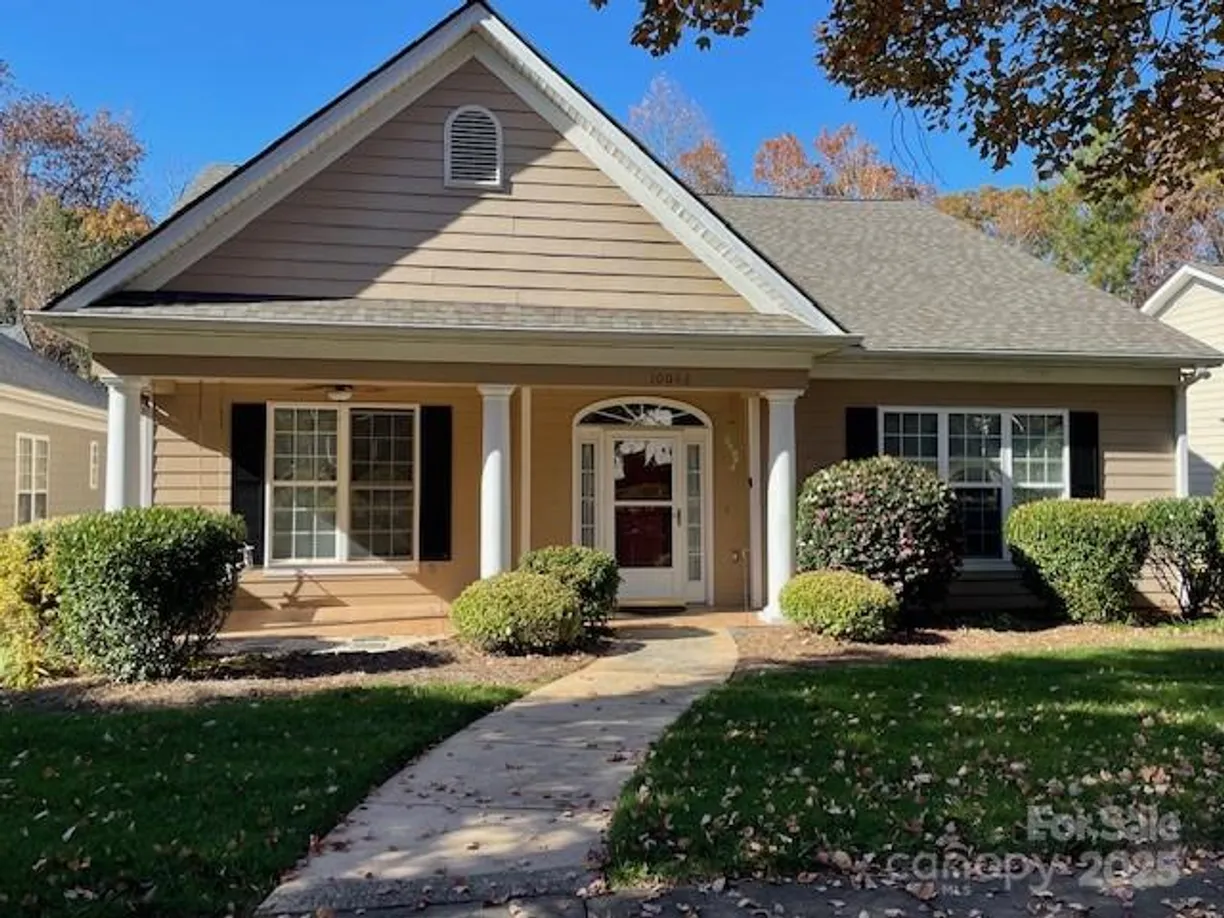 10046 Bishops Gate Boulevard, Pineville, NC 28134 Property for sale