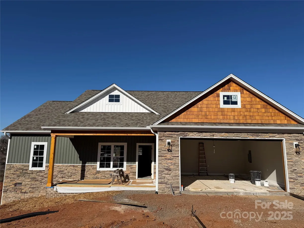 4932 Southview Drive, Hickory, NC 28602 Property for sale