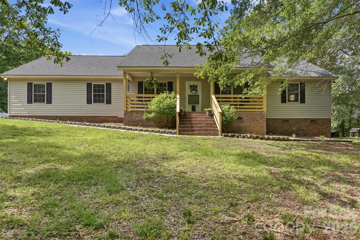1739 Westbrook Road, Edgemoor, SC 29712 Property for sale