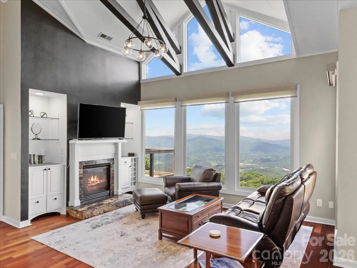 30 Club Villa Court #B/2, Burnsville, NC 28714 Property for sale