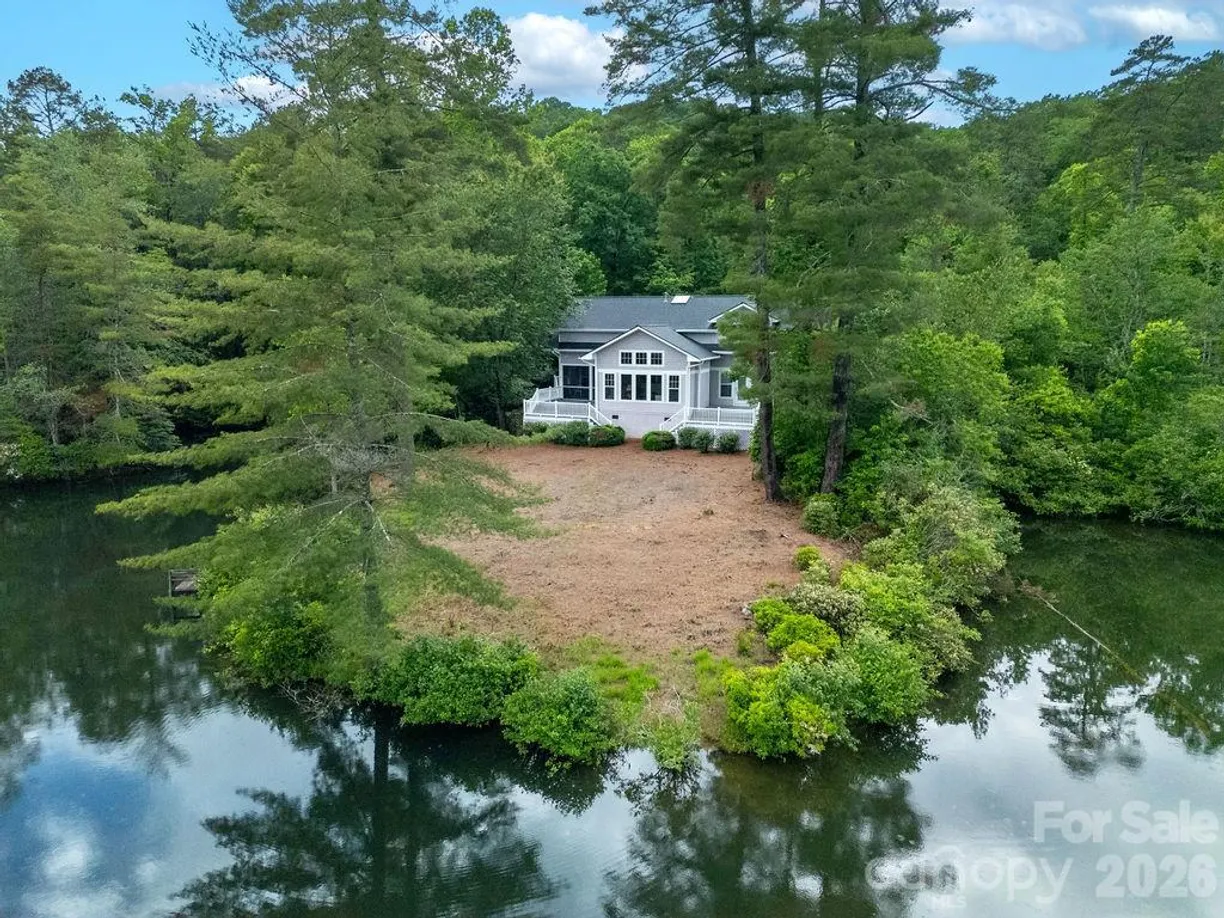719 Deerlake Road, Brevard, NC 28712 Property for sale