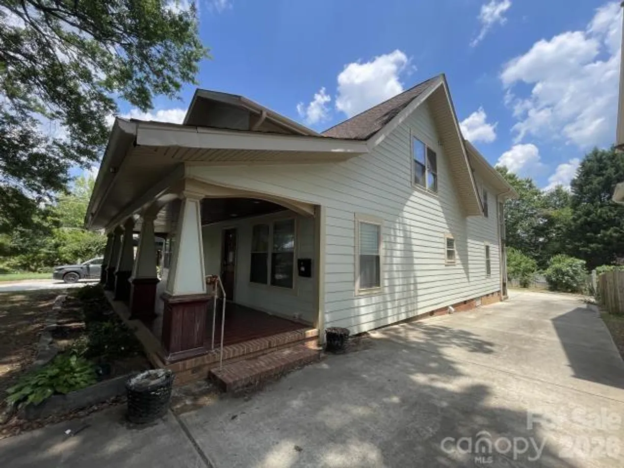 1512 Ivey Drive, Charlotte, NC 28205 Property for sale