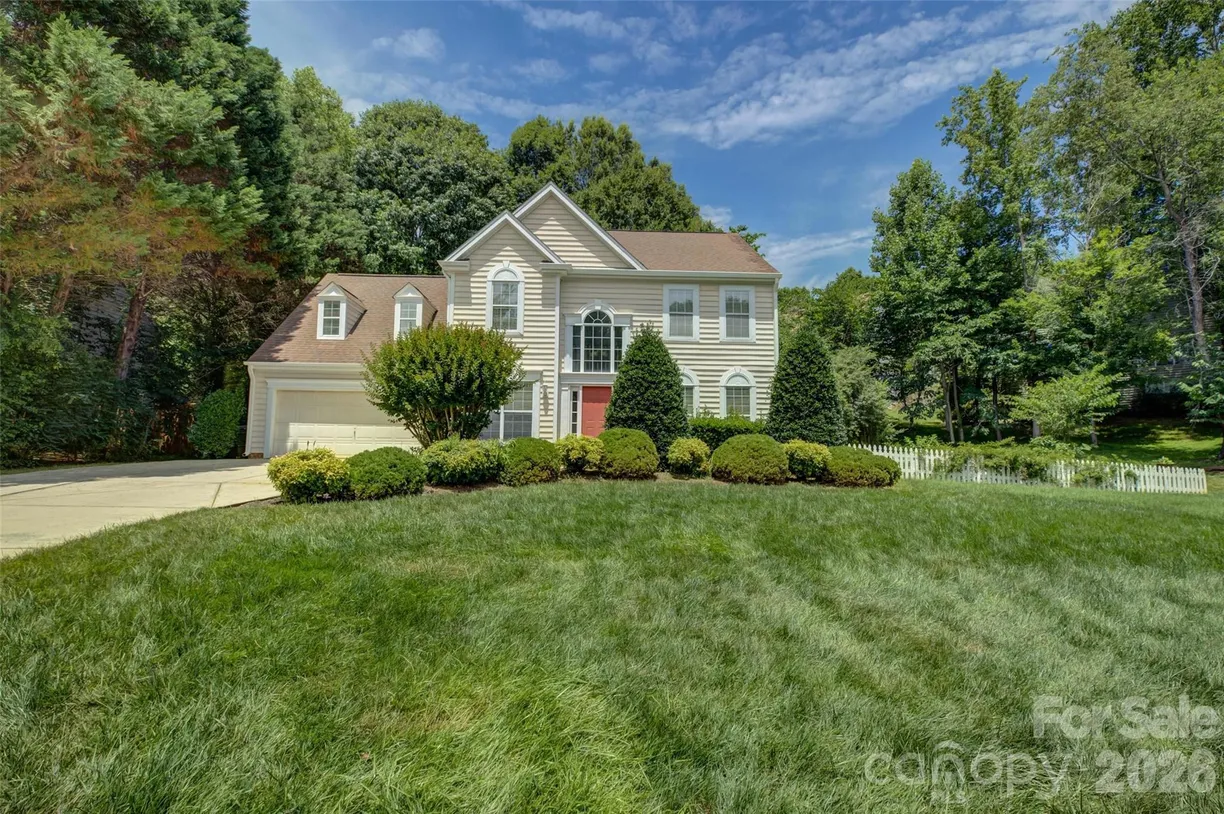 118 Creekside Drive, Fort Mill, SC 29715 Property for sale