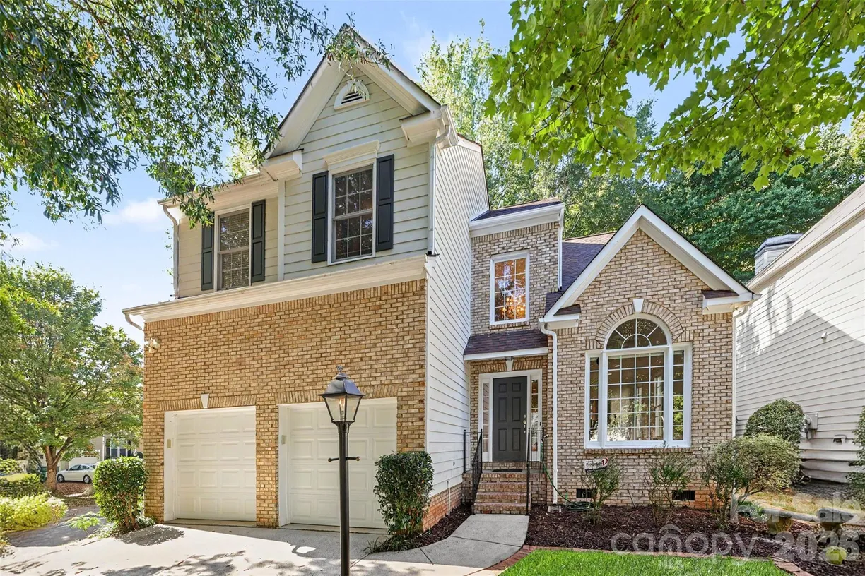 2103 Sablewood Drive, Charlotte, NC 28205 Property for sale