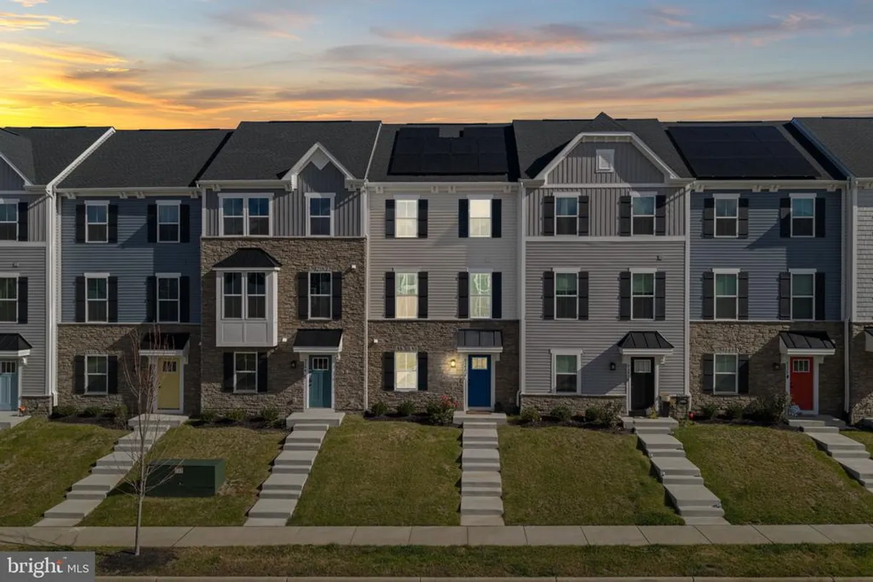 9342 TANFIELD DR, Fredericksburg, VA 22408 Property for sale