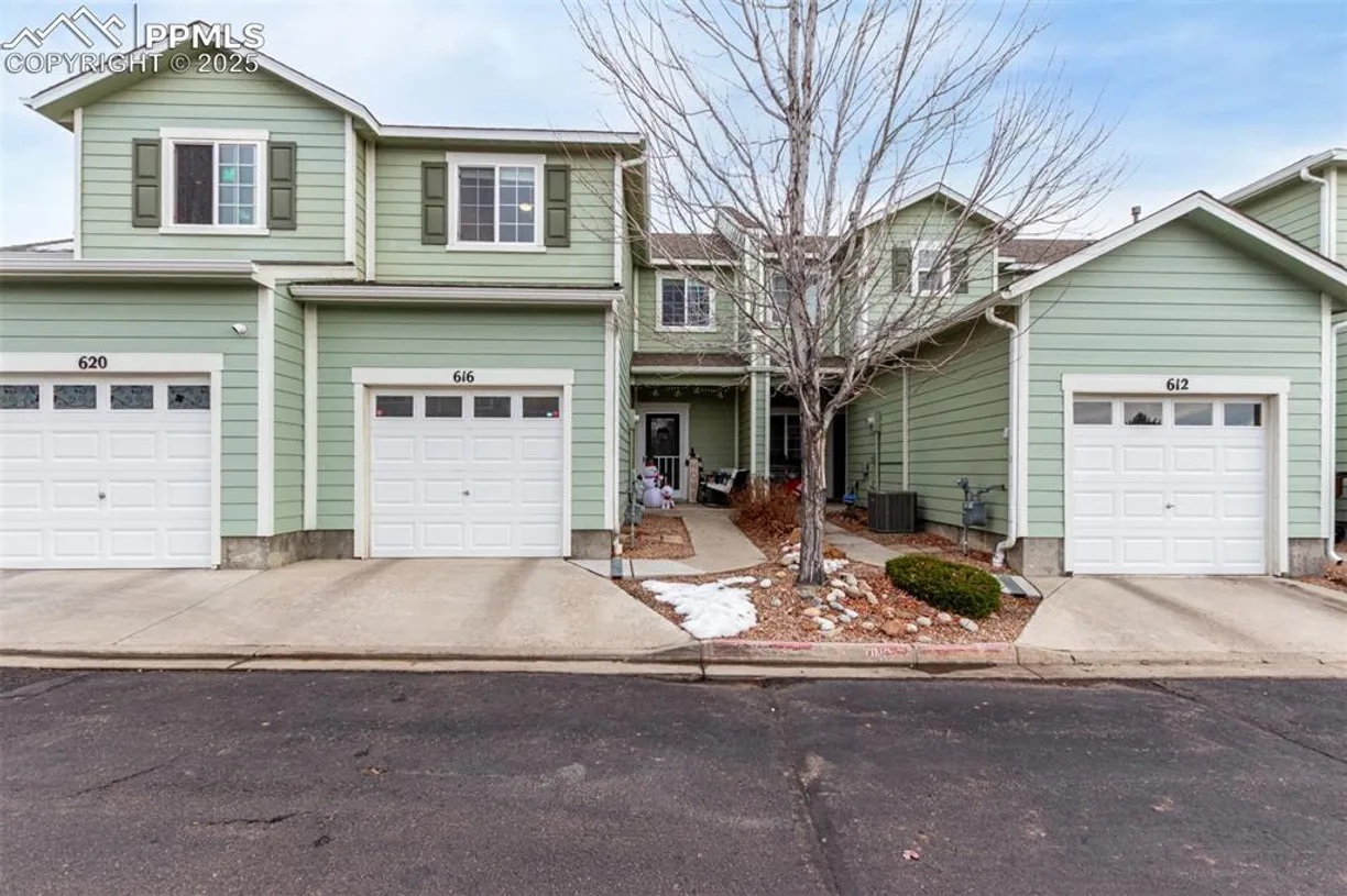 616 Hailey Glenn View, Colorado Springs, CO 80916 Property for sale