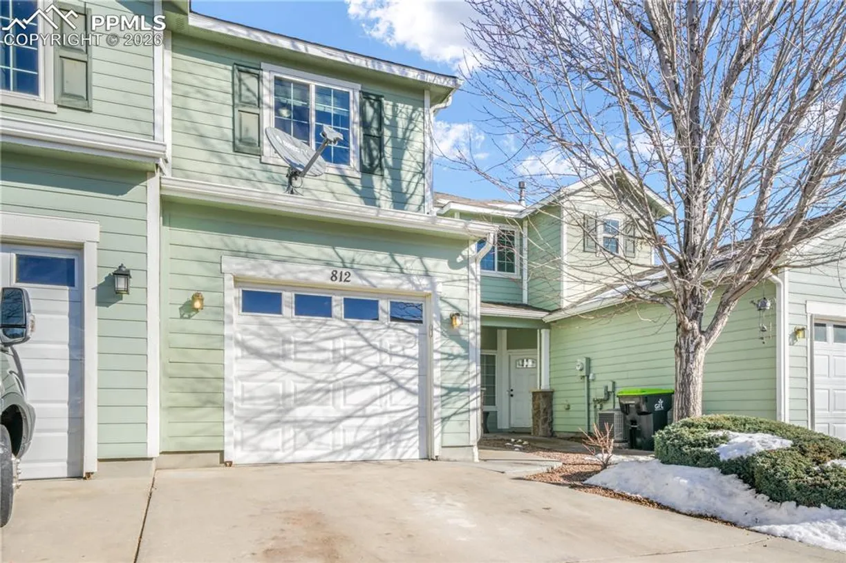 812 Hailey Glenn View, Colorado Springs, CO 80916 Property for sale