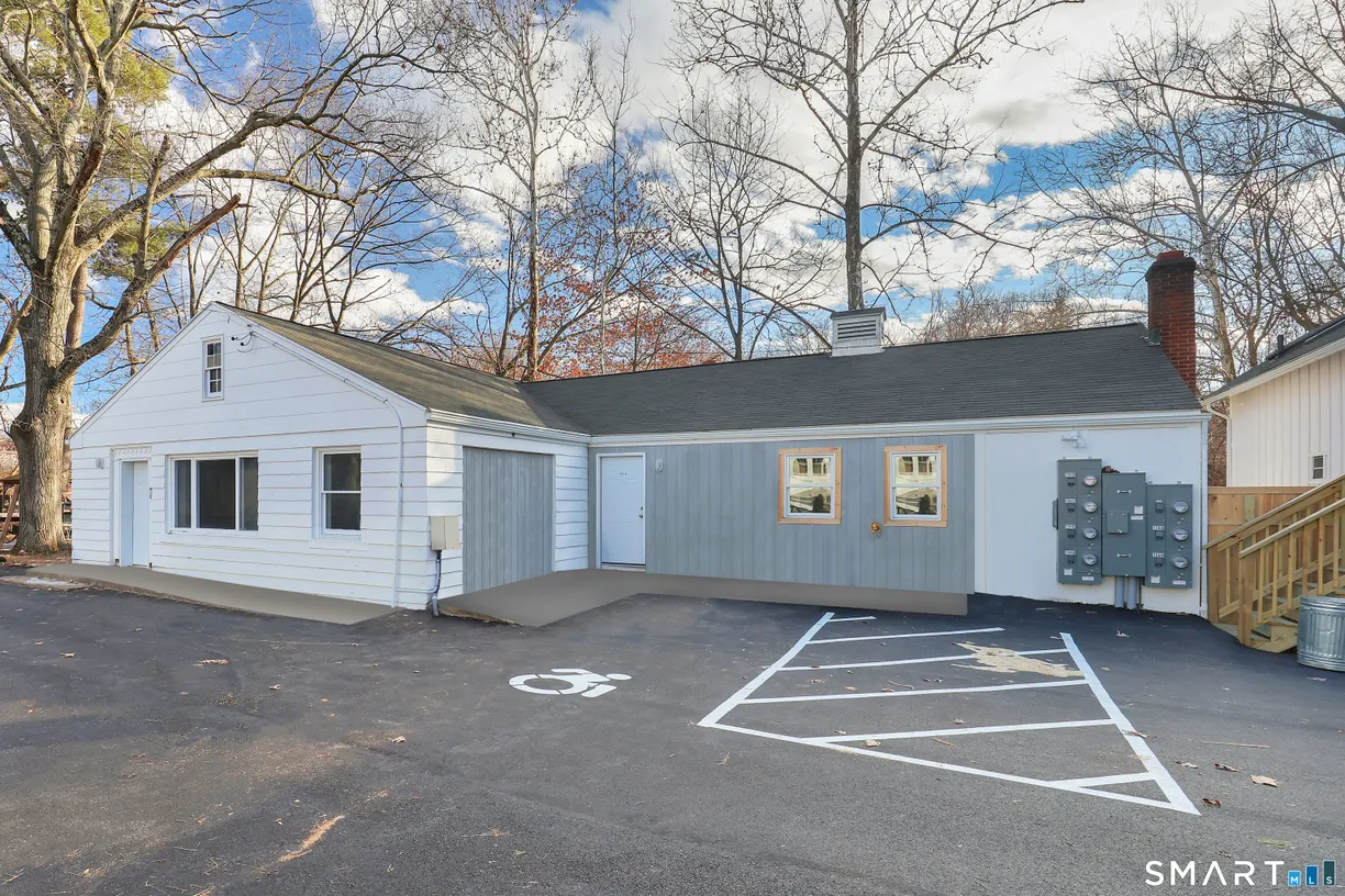 194 Hartford Road #A, Manchester, CT 06040 Property for rent