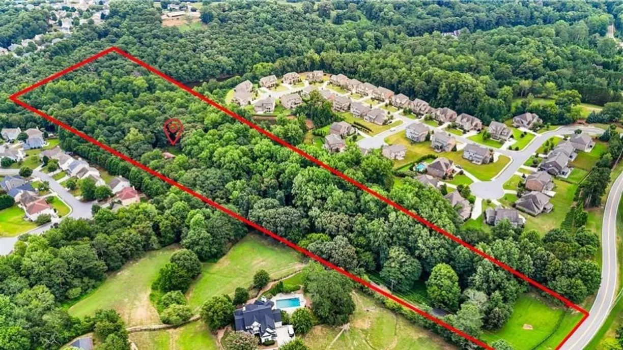 451 Nichols Drive, Suwanee, GA 30024 Property for sale