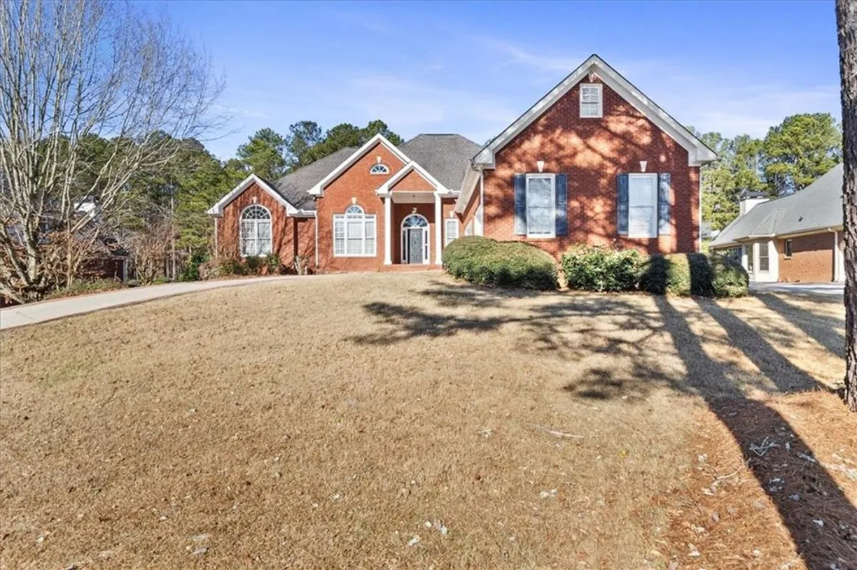 4850 Duncans Lake Drive, Buford, GA 30519 Property for sale