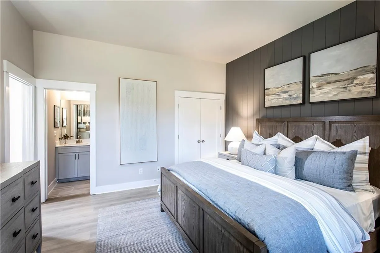 114 Bridgecrest Road #8, Roswell, GA 30075 Property for sale