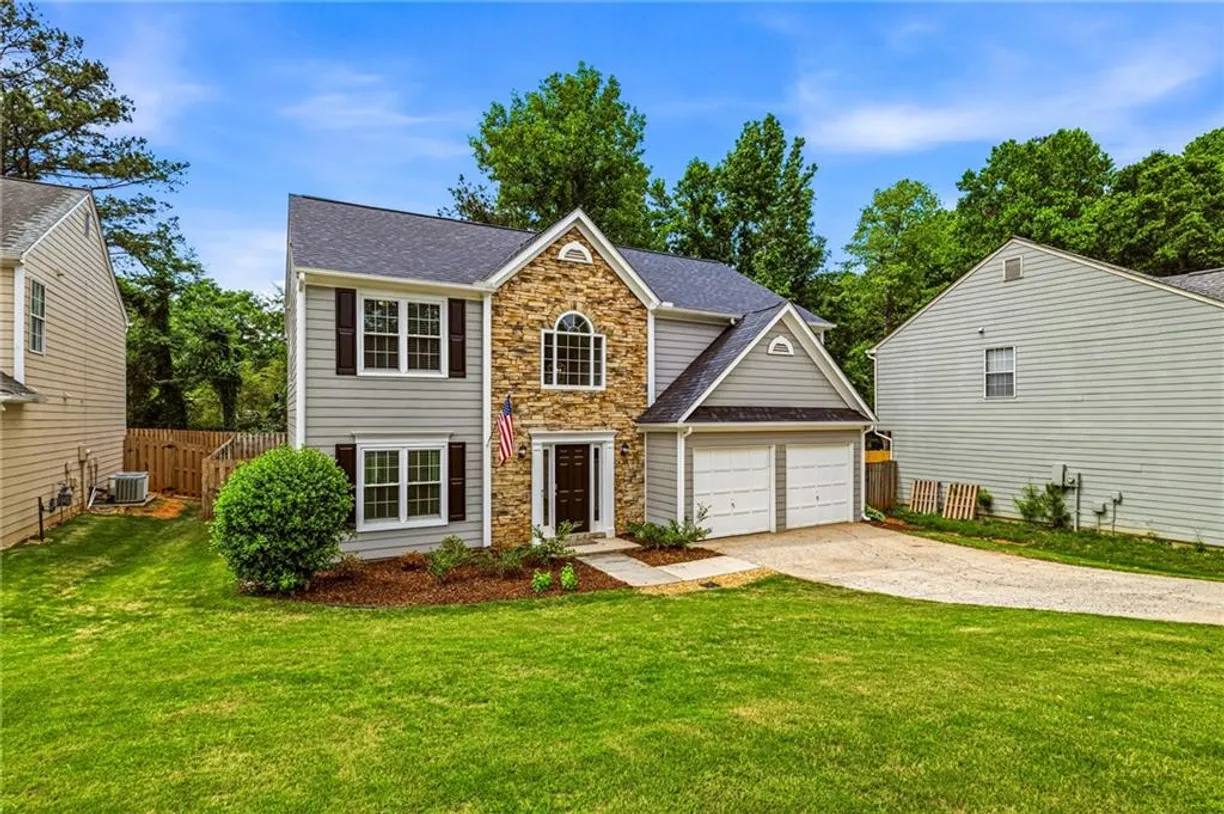 1015 Hidden Pond Lane, Roswell, GA 30075 Property for sale