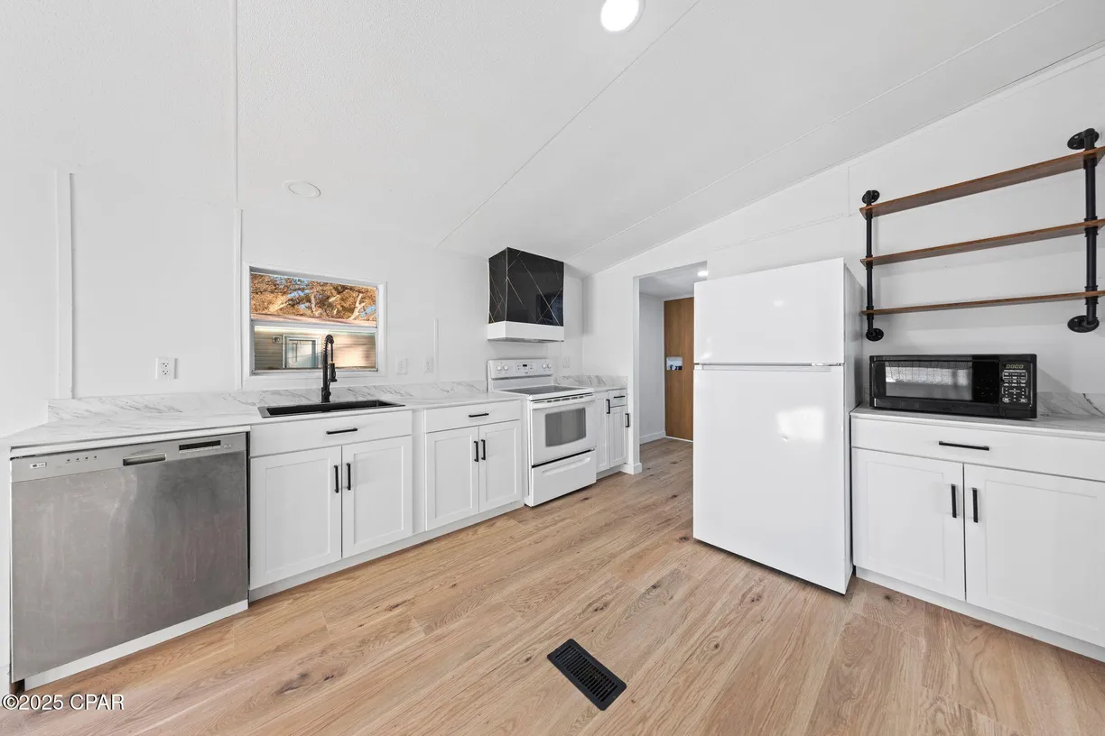 3735 E 6th Street, Panama City, FL 32401 Property for sale