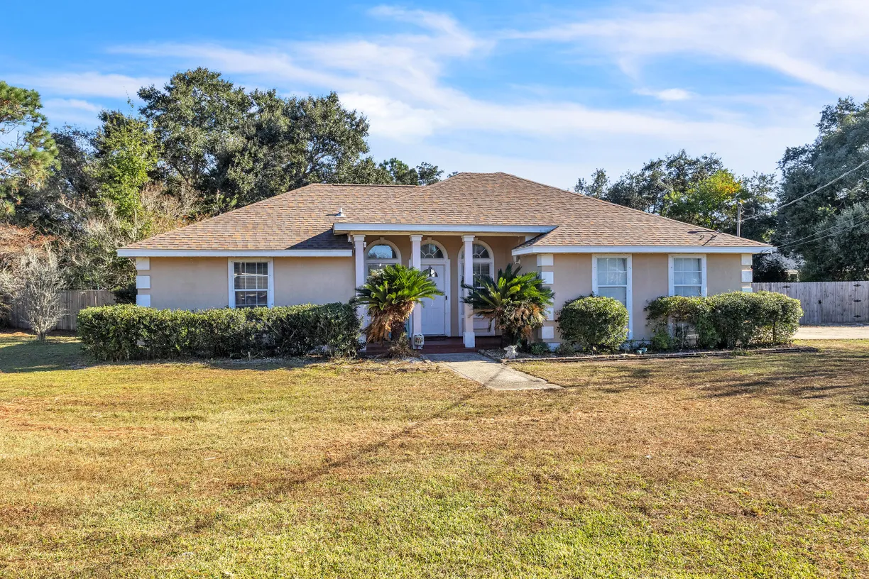 2106 Citrus Drive, Navarre, FL 32566 Property for sale