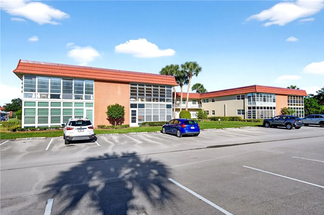 108 springlake #203, County Southeast, FL 32962 Property for sale