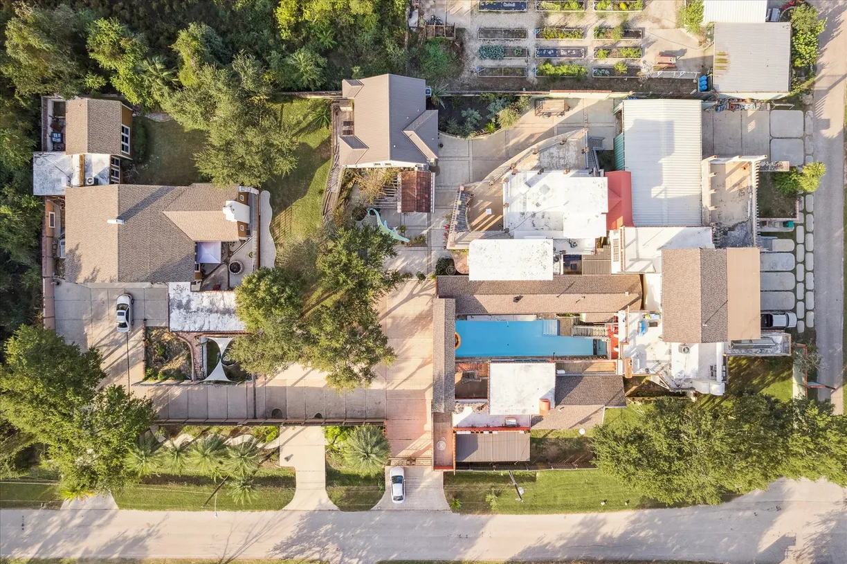 614 Pine Gully Road, Seabrook, TX 77586 Property for sale