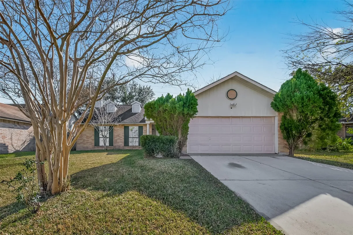 15507 Rio Del Sol Drive, Houston, TX 77083 Property for sale