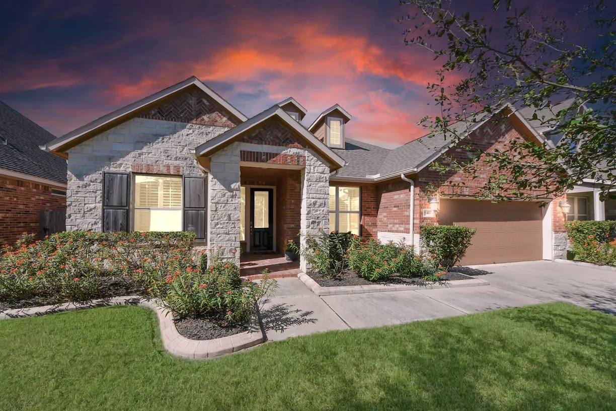 19411 Lake Ridge Drive, Manvel, TX 77578 Property for sale