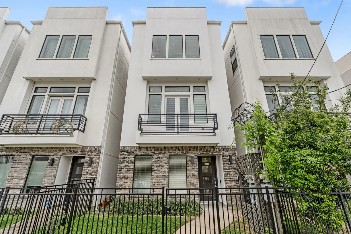 5713 Larkin Street #A, Houston, TX 77007 Property for sale