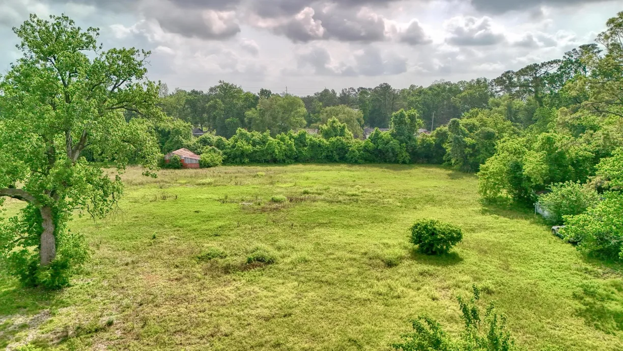 1821 S Victory Drive, Houston, TX 77088 Property for sale