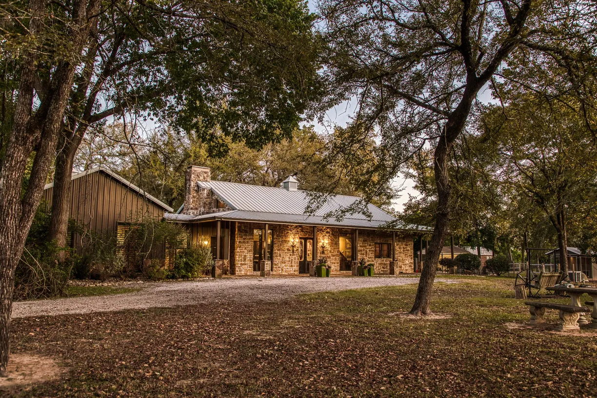 39761 Mesquite, Hempstead, TX 77445 Property for sale