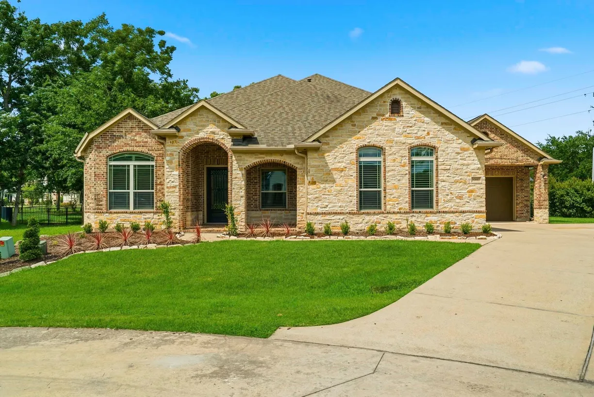 32802 Wesleyan Court, Fulshear, TX 77441 Property for sale