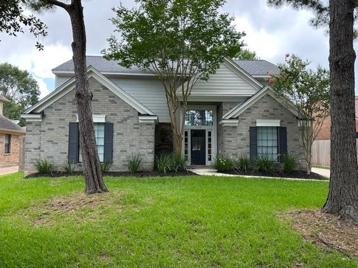 2102 Autumn Cove Drive, League City, TX 77573 Property for sale
