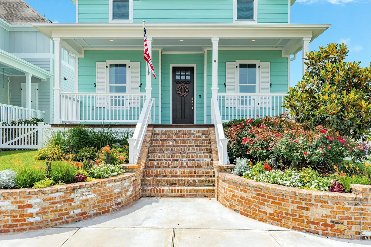 9 Caravelle Court, Galveston, TX 77554 Property for sale