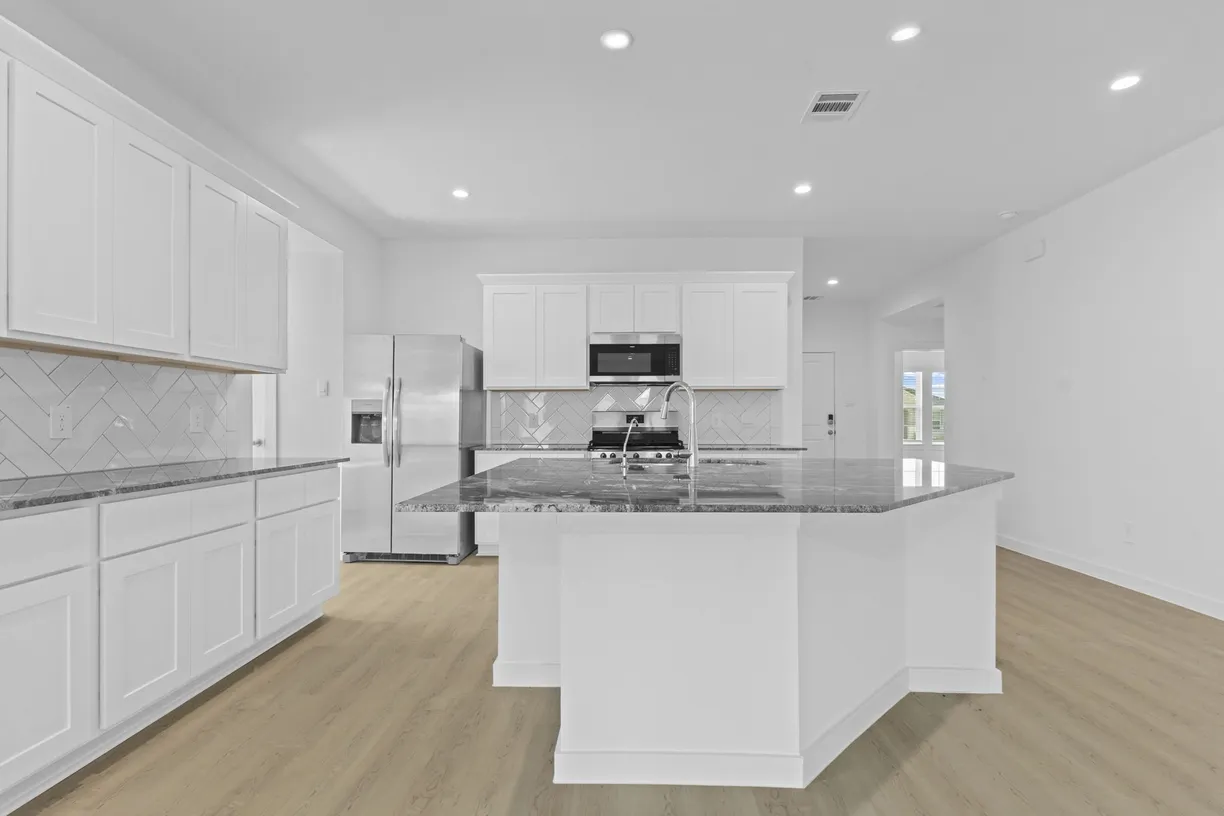 9022 Rose Water Trail, Iowa Colony, TX 77583 Property for sale