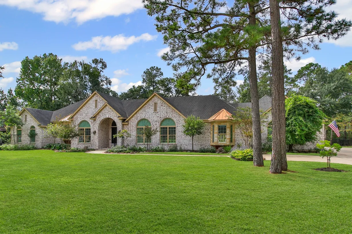 28242 Forest Green Drive, Magnolia, TX 77355 Property for sale