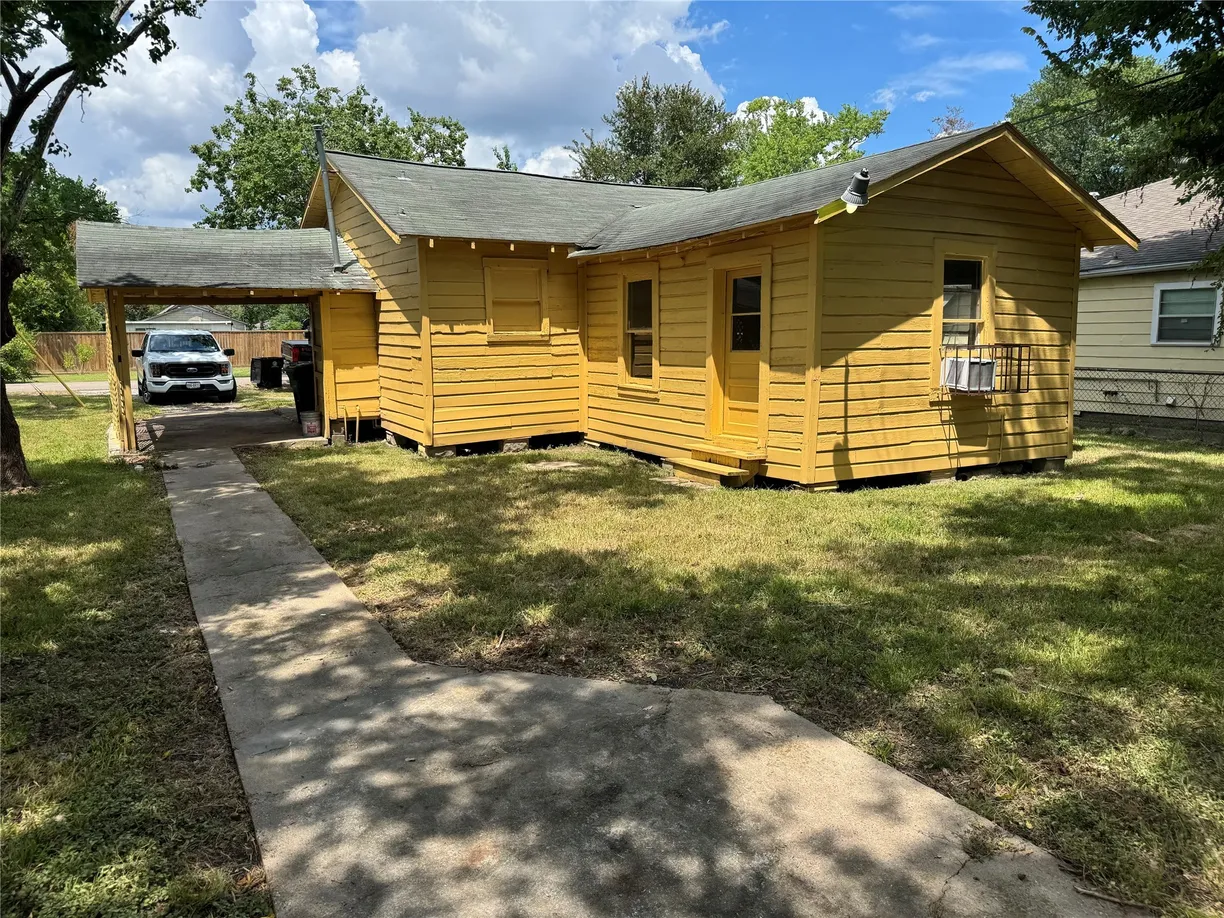 606 E 42nd Street, Houston, TX 77022 Property for sale