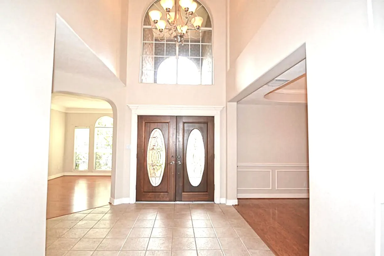 5926 Solar Point Lane, Houston, TX 77041 Property for sale